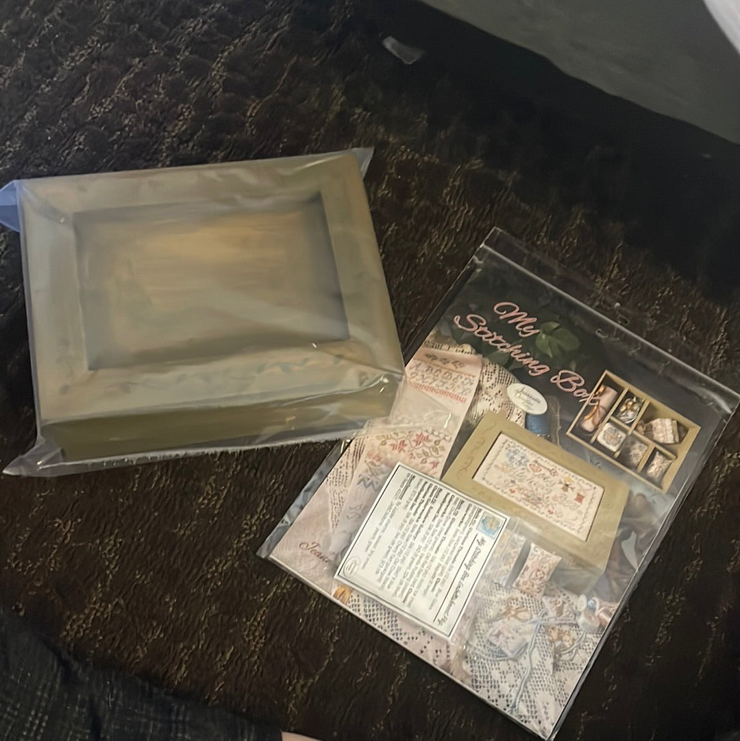 My Stitching Box Kit – Riverview Stitching
