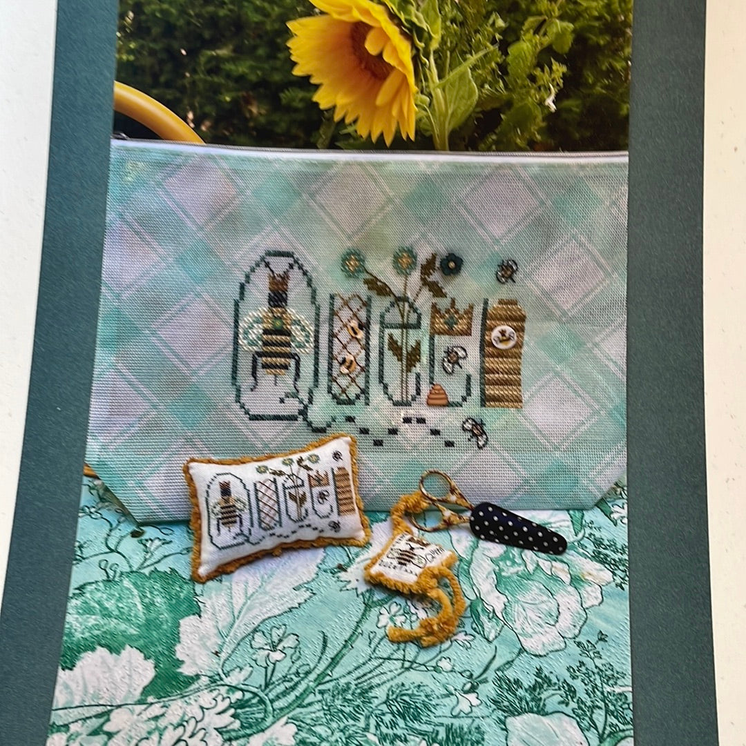 Queen Bee – Riverview Stitching