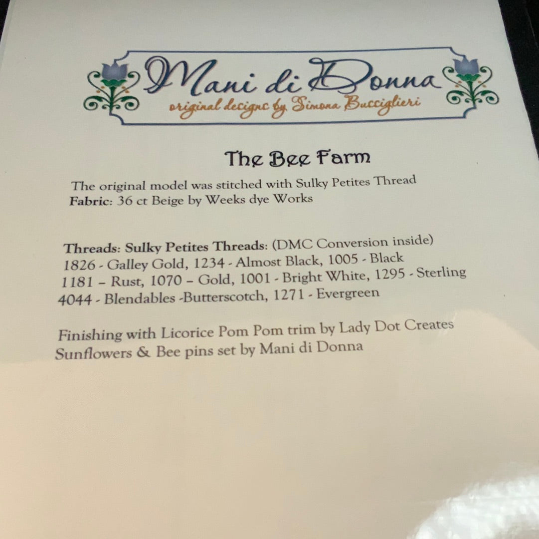 The Bee Farm – Riverview Stitching